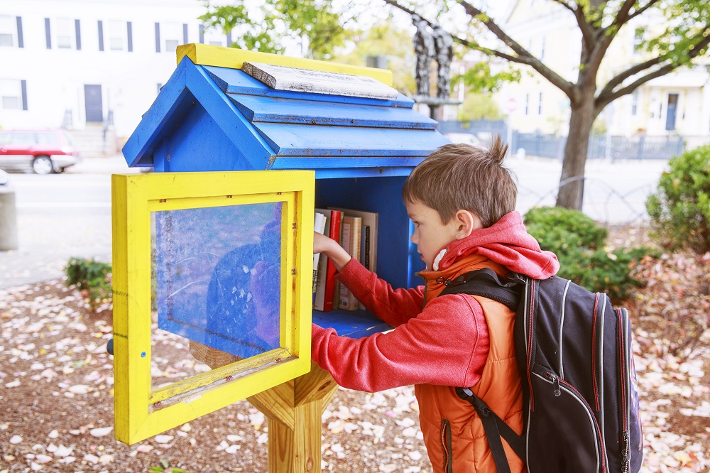 Carpentry students build street libraries for the local community